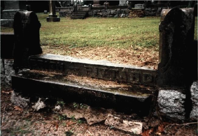 Erion-Pittard Cemetery Coping