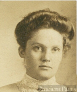 Bessie Leona Rush - Rhodes