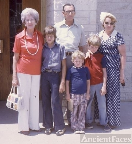 Tom Hurst (born 1908) - Biography and Family Tree | 3 Memories, 1 Follower