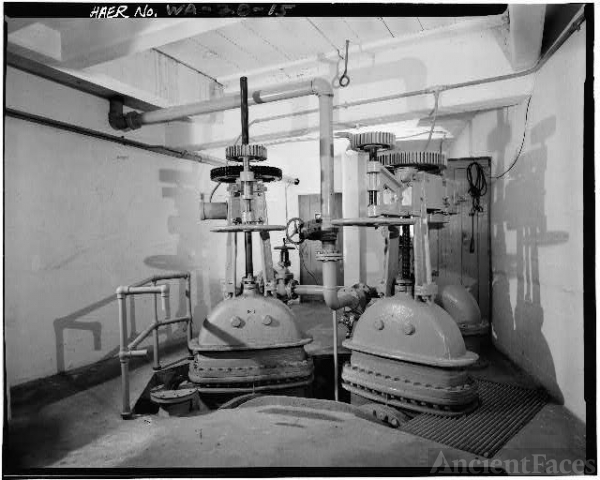 15. INTERIOR VIEW SHOWING GROUND FLOOR OF VALVE HOUSE AND...