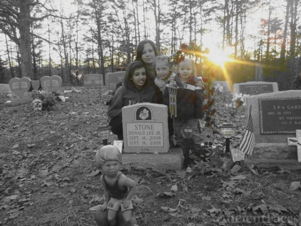 Donald Lee Stone Jr. Gravesite