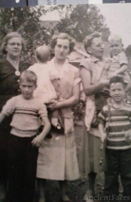 Three Pinkley generations