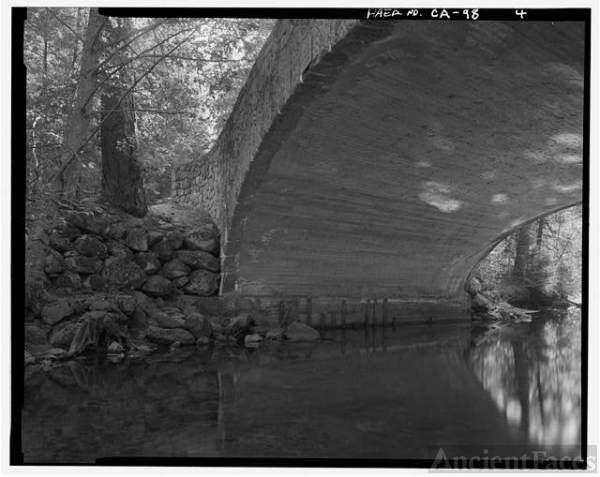 4. CONSTRUCTION DETAILS, UNDERSIDE OF ARCH FACING SW...