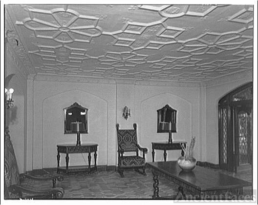 Alban Towers. Lobby of Alban Towers before decorating IV