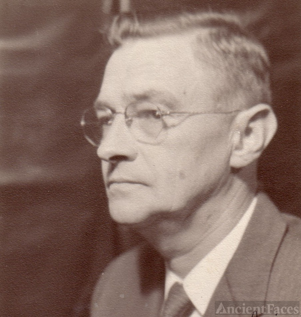 Portrait of Roy Gardner