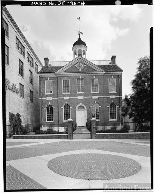 4. VIEW SOUTHEAST SHOWING NORTHWEST (FRONT) ELEVATION