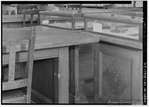 DETAIL OF BOOKCASE IN MAIN READING ROOM - Berkeley Public...
