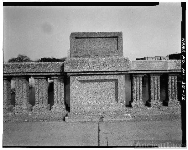 12. DETAIL, PIER PILASTER, FLOWER BOX, AND SPINDLES, EAST...