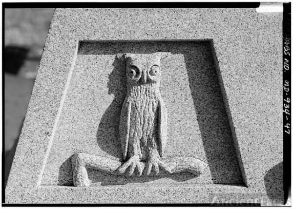 47. DETAIL OF OWL CARVED AT BASE OF MONUMENT, 5TH, 7TH,...