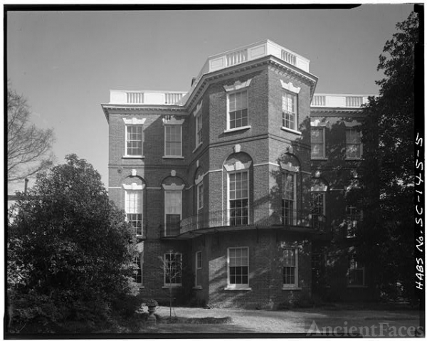 5. SOUTH SIDE - Nathaniel Russell House, 51 Meeting...