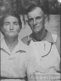 Wesley & Cleo (McGuire) Crowe