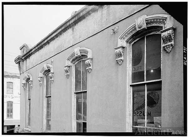 5. Historic American Buildings Survey Roy Thigpen,...