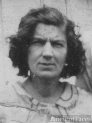 Lelia Luster Gillespie