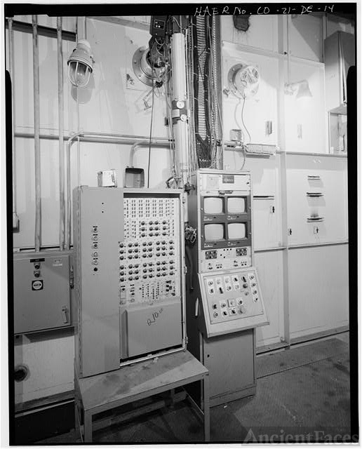14. INTERIOR DETAIL OF CONTROL PANEL IN BUILDING 1606....