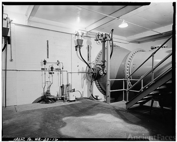 16. INTERIOR VIEW SHOWING GROUND FLOOR OF VALVE HOUSE AND...
