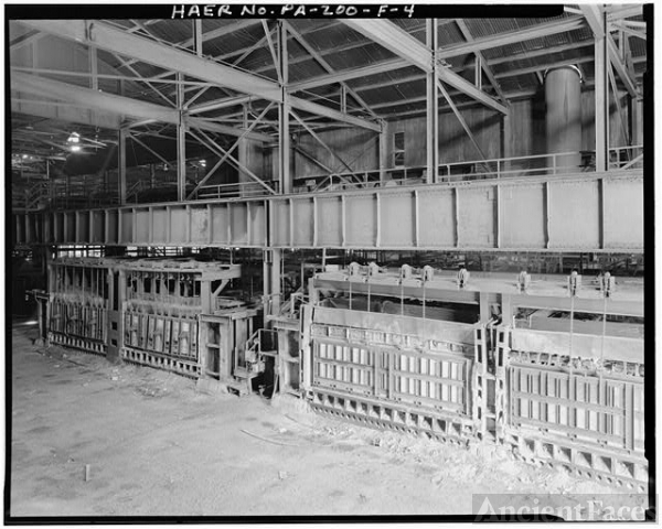 4. BATCH FURNACES IN THE 160' PLATE MILL BATCH FURNACE...