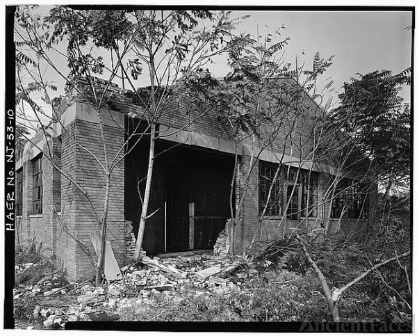 10. OIL HOUSE, VIEW NORTHWEST SHOWING EAST ELEVATION
