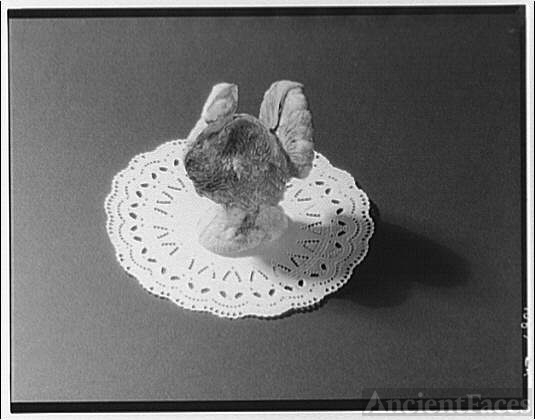 Colonial Ice Cream Co. Ice cream forms II