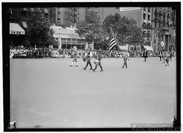 PREPAREDNESS PARADE. 'THE SPIRIT OF '76'