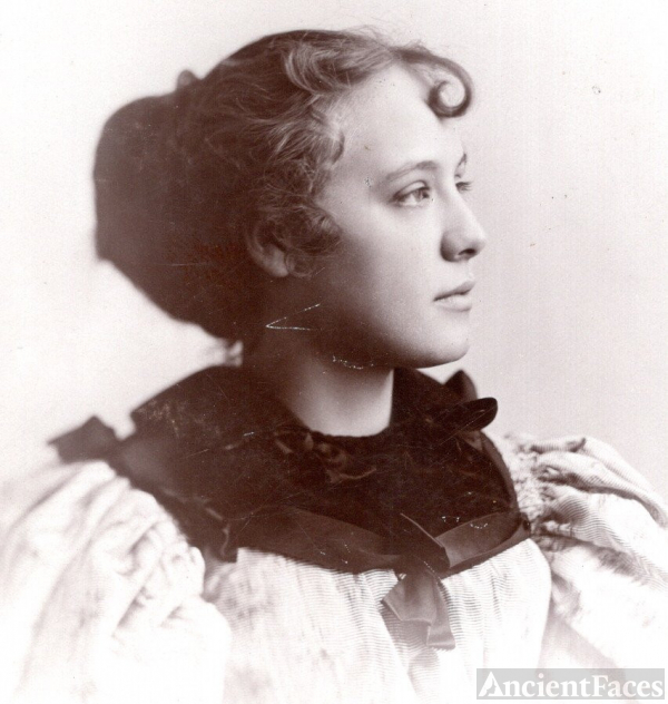 Laura Teeter Bertels