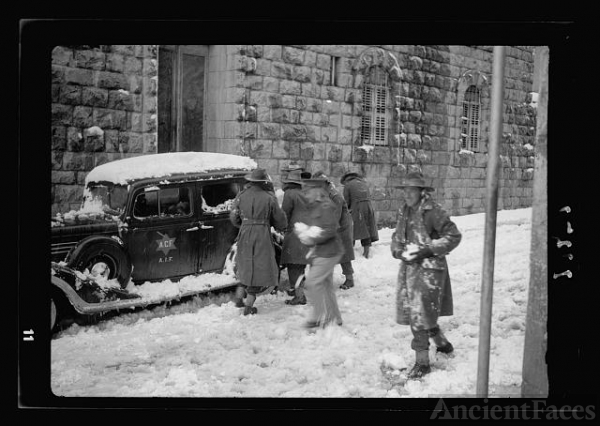 Snow scenes. Australian soldiers enjoying the snow