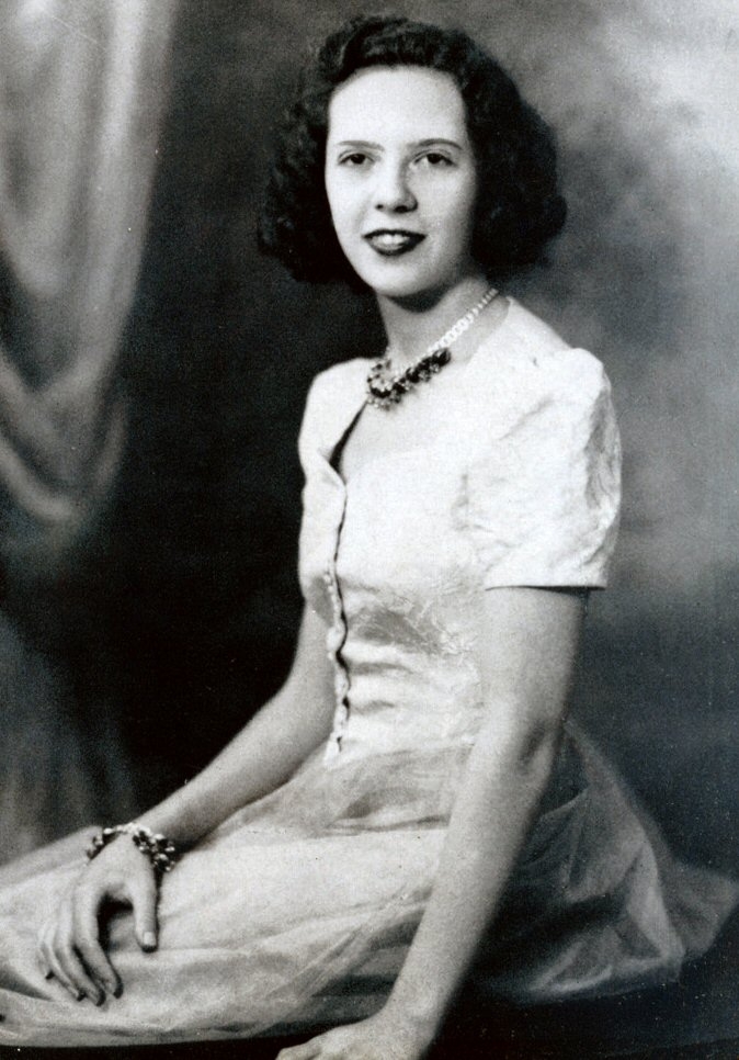 Marianne Smith, 1940