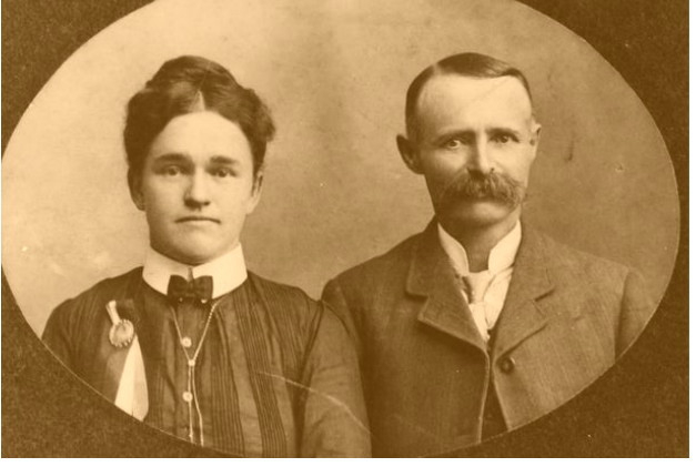 Aaron Levere Snavely