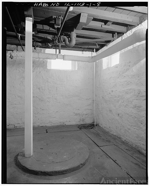 8. BASEMENT, CISTERN AND PULLEY - Fort Sheridan, Post...