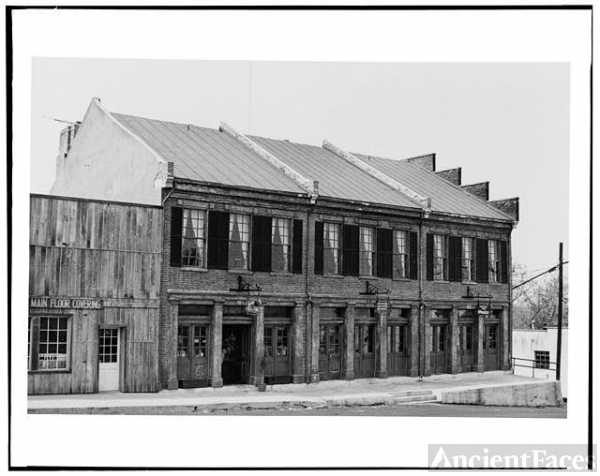 9. Historic American Buildings Survey, Courtesy of...