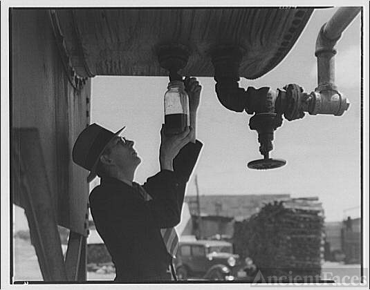 Griffith Consumers Co. Draining of storage oil tanks