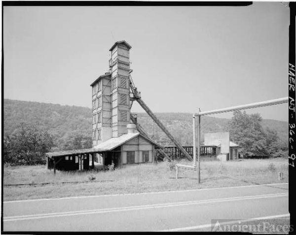 97. BUILDING NO. 539, SMALL ARMS POWDER BLENDER AND...