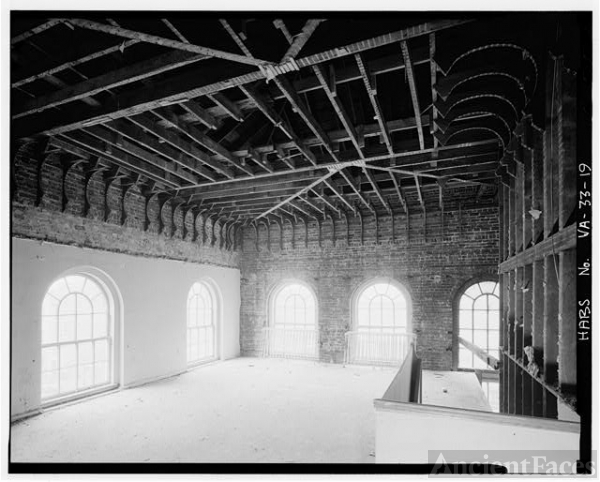 19. Interior,main pavillion,third floor room,looking...