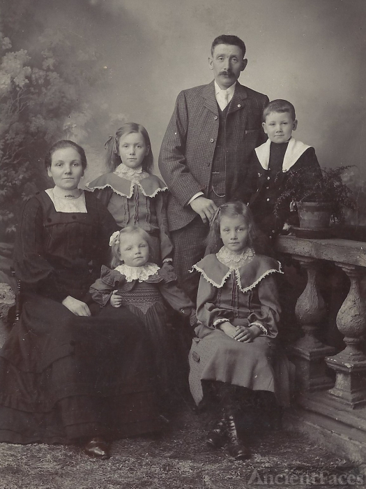 James Strachan (1873 - 1940) - St Combs, Scotland | 1 Memory, 2 Family ...