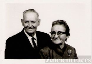 Robert Lee and Elizabeth Seitz 50th Anniversary