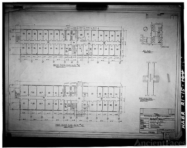 160. BARRACKS (BUILDING 42), FLOOR PLAN, APRIL 1977. PWD...