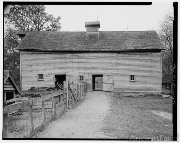 9. North elevation, with scale - Chellberg Farm, Barn,...