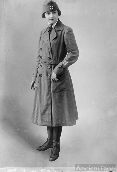 1915 Red Cross Style