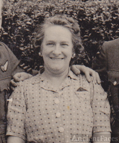 Catherine Gunning 1940`s