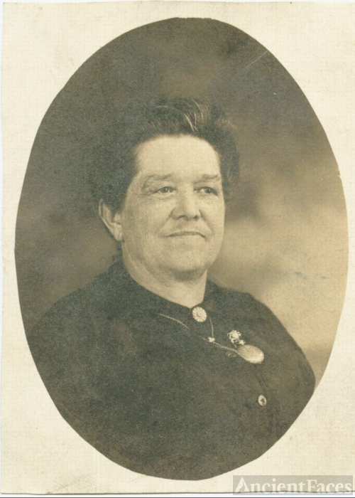 Hannah Beals wife of Henry Sides