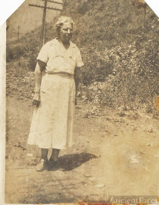 Minnie Mae Morrison Cox