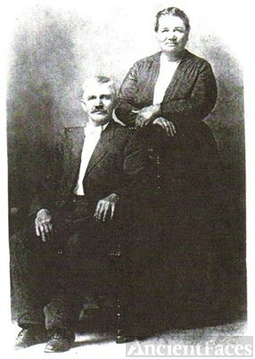 Mr and Mrs Washington Slagle