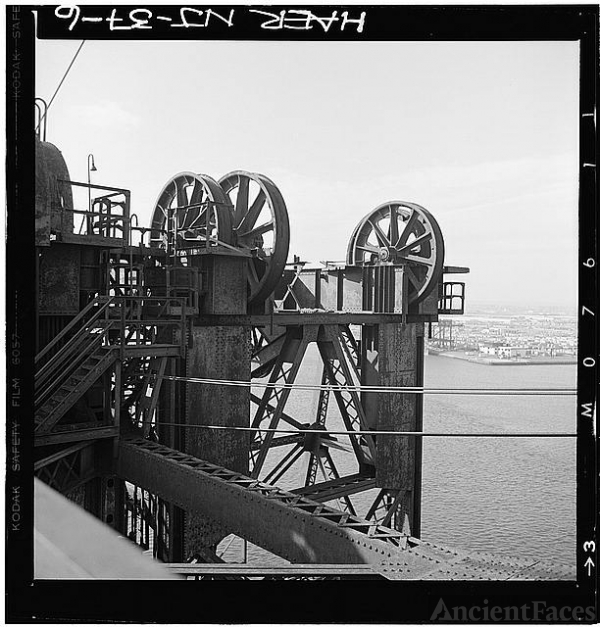 6. DETAIL VIEW OF 210' 9' LIFT SPAN TOWER SHEAVES AND...