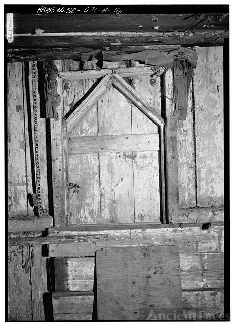 16. INTERIOR VIEW, DETAIL OF TYPICAL WINDOW, WITH SCALE