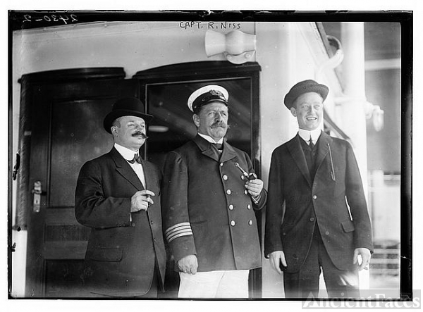 Capt. R. Niss