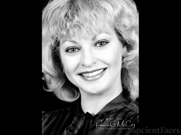 Smiling actress Joy Garrett in Fort Worth - 1981