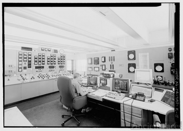 5. CONTROL GORGE POWER PLANT CONTROL ROOM - Los Angeles...