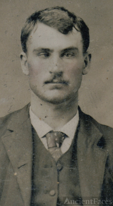 DO YOU KNOW THIS MAN