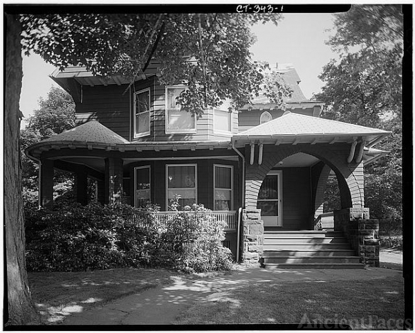 1. FRONT ELEVATION FROM SOUTH - George S. Knapp House,...
