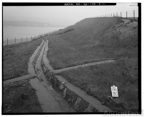 11. DETAIL, ROCK AND CONCRETE DRAINAGE DITCH ON SPILLWAY...