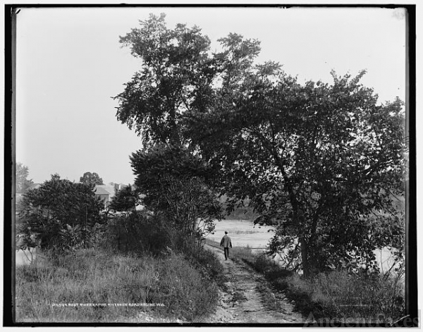 Root River rapids, riverside road, Racine, Wis.